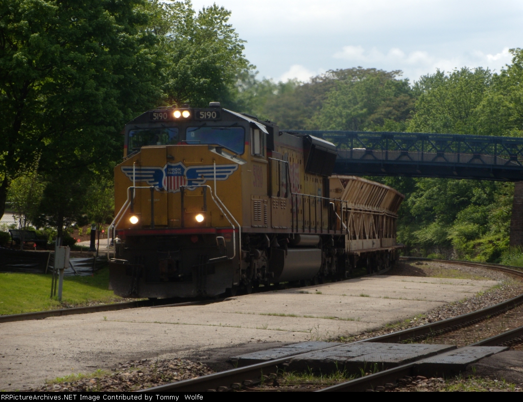 UP 5190 leads a work train eastbound on track 2